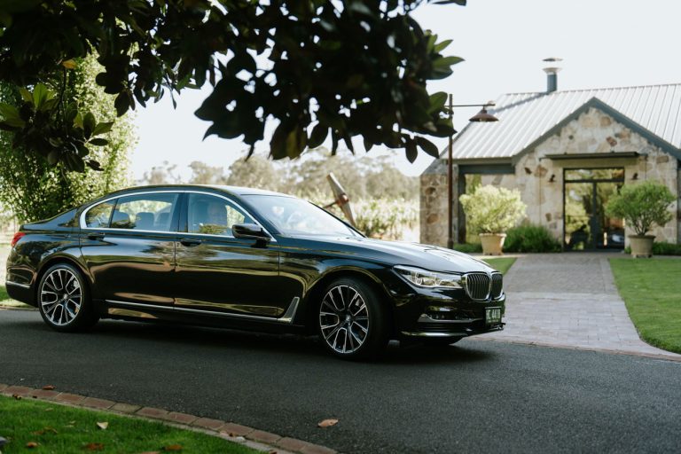 Reliable Southern Highlands Taxis, Limousines & Coaches